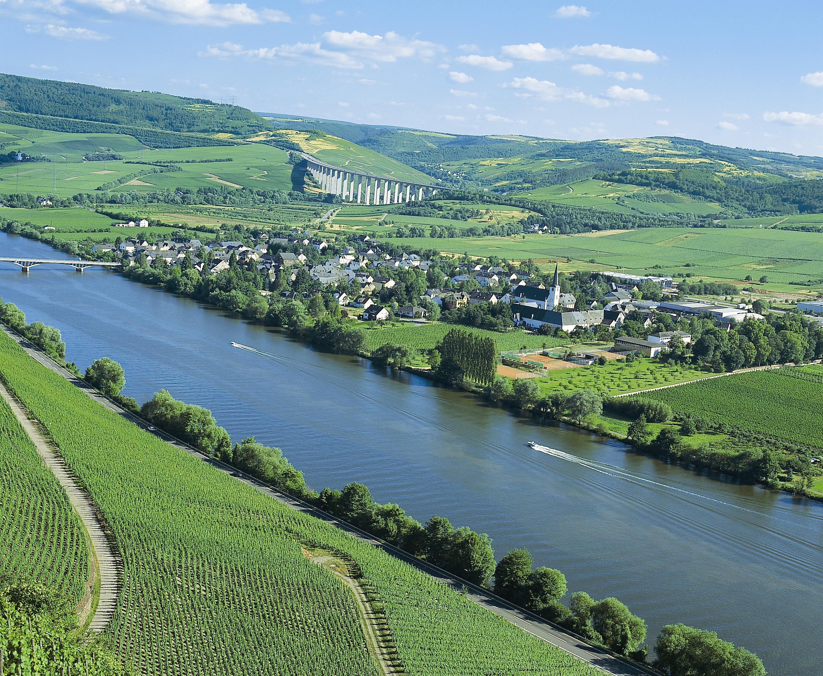 Longuich | Touristinformation Römische Weinstraße